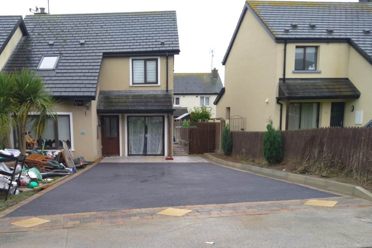Asphalt Driveway with Front and Back Patio in Courtown, Co. Wexford ...
